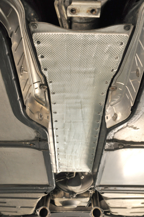 DESIGN ENGINEERING, INC. (DEI) - C5 & C6 Corvette Trans Tunnel Plate ...